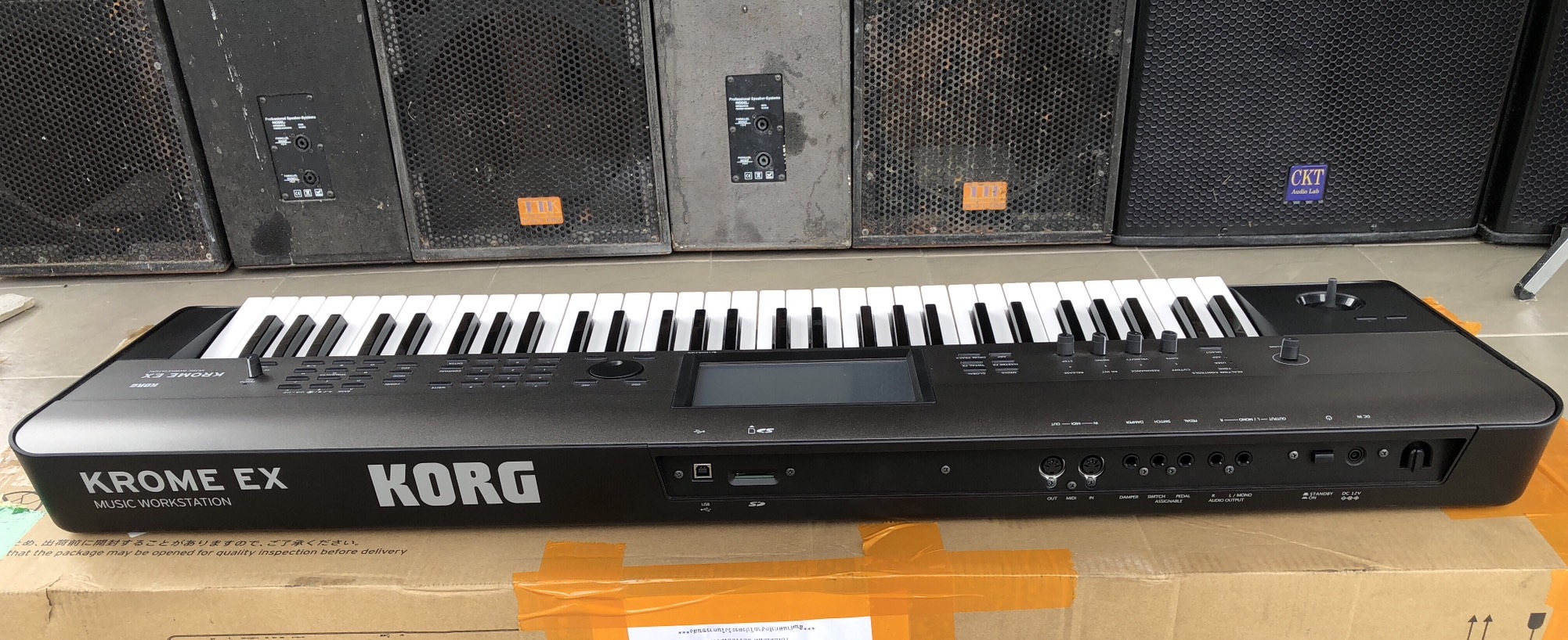 KORG KROME EX-61 คีย์บอร์ด เปียนโนไฟฟ้า คีย์บอร์ดมืออาชีพ คีบอร์ดออกงาน | ENNXO
