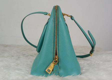 กระเป๋า Prada Saffiano alma 30 Used like new | ENNXO