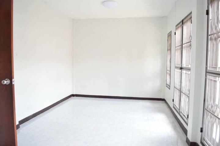 หมู่บ้านฟ้าคลองหลวง บ้านเลขที่101/222 | ENNXO