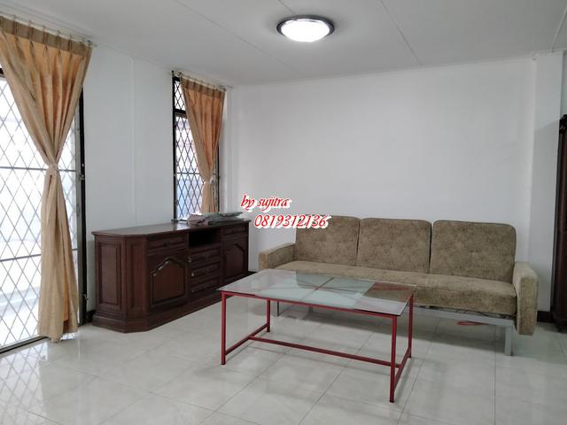 ให้เช่า บ้านเดี่ยว 2 ชั้น 80 ตรว.ใกล้ CDC ลาดพร้าว 87/เลียบทางด่วน | ENNXO