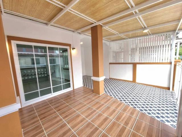 หมู่บ้านลภาวัน12 | ENNXO