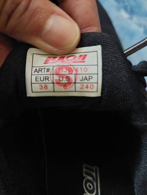 รองเท้าBaoji มือ 2 | ENNXO