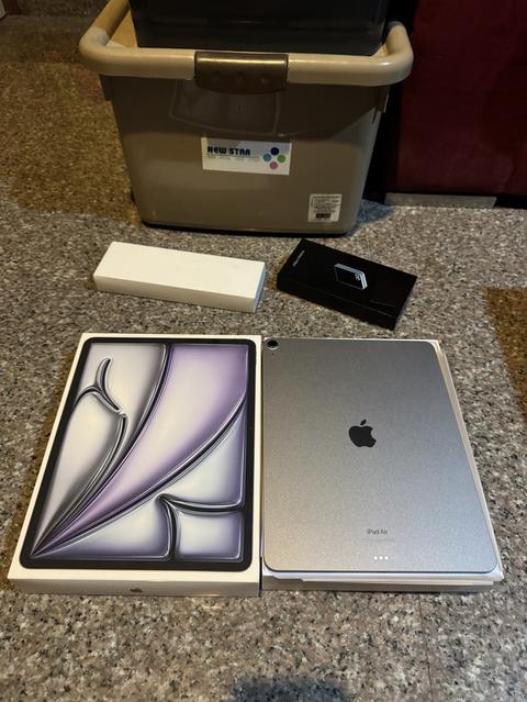 ขายๆๆๆถูกๆๆiPadAir13นิ้ว M2 สีSpace Gray 128กิ๊กWifi Only มีกล่องอีมี่ ...