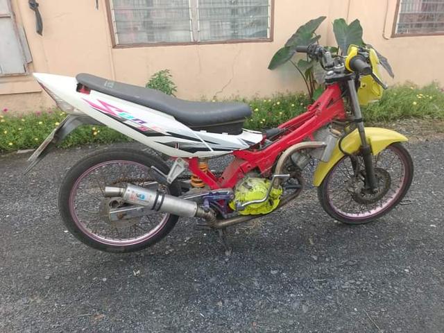 Honda Sonic สีแดง ขาว ดำ | ENNXO