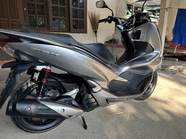 Pcx 2018 Yss แท้ บิดติดมือ เครื่องเดิมๆแค่ไล่เม็ด มีแลปฟีล์มใสบางส่วน ราคาต่อลองได้ | ENNXO