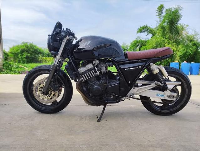 Honda CB400 รุ่นเก่า | ENNXO