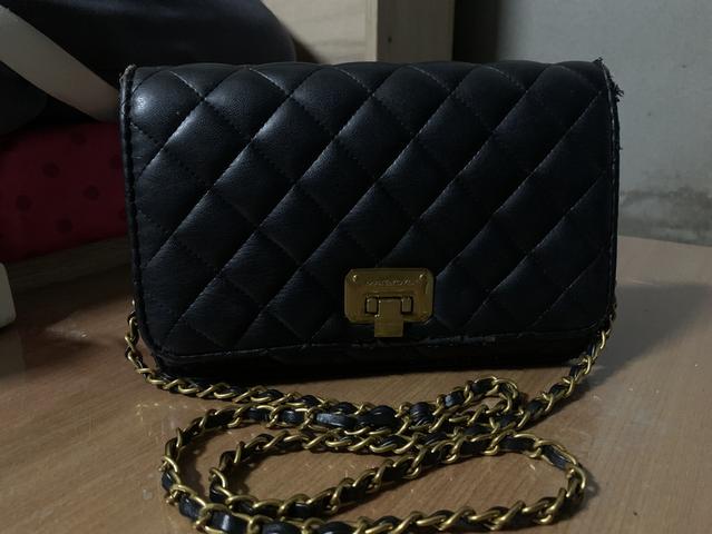 กระเป๋าสะพายสีดำ | ENNXO