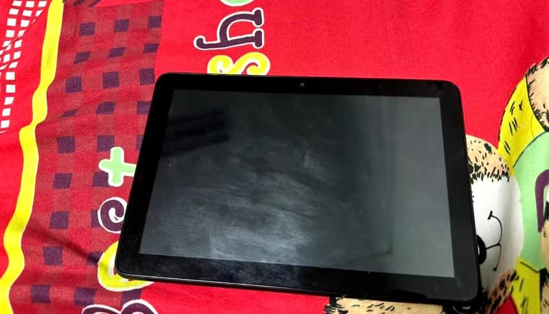 Amazon Fire HD 8 Tablet 8 HD Display 32 GB 2022 | ENNXO