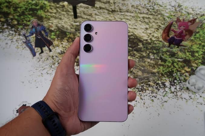 Samsung Galaxy A55 (12 256GB) Light Violet (5G) | ENNXO