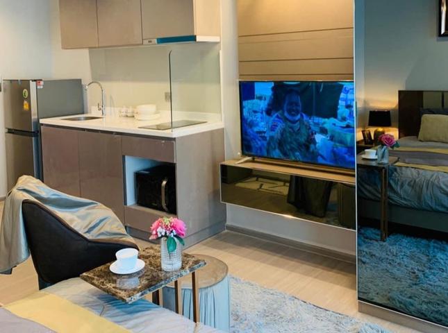 ปล่อยเช่าคอนโดหรู ไลฟ์ อโศก พระราม 9 | ENNXO