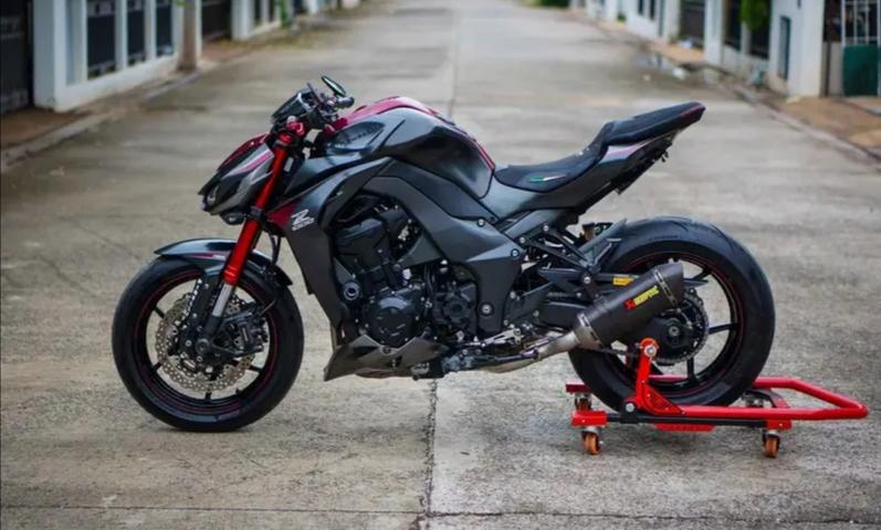 ส่งต่อมอเตอร์โซค์Kawasaki Z1000 | ENNXO