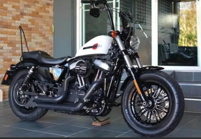 Harley Davidson Forty-Eight ขาวดำ | ENNXO