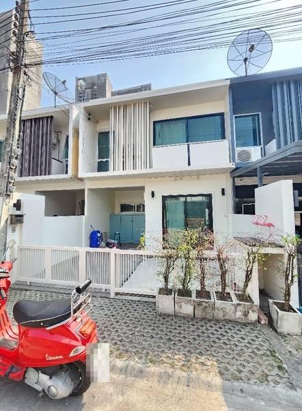 PP354 ขายทาวน์เฮ้าส์ 2 ชั้น หมู่บ้าน The Plant Citi เดอะ แพลนท์ ซิตี้ ลาดพร้าว71 | ENNXO