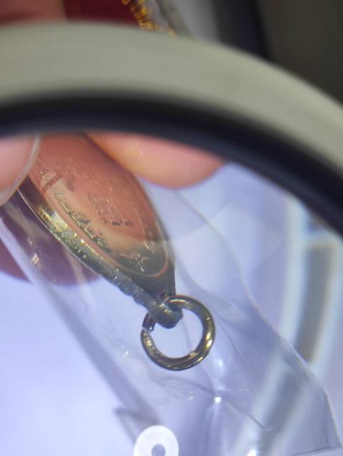 เหรียญไอ้ไข่เด็กวัดเจดีย์ ปี๒๕๒๖ | ENNXO