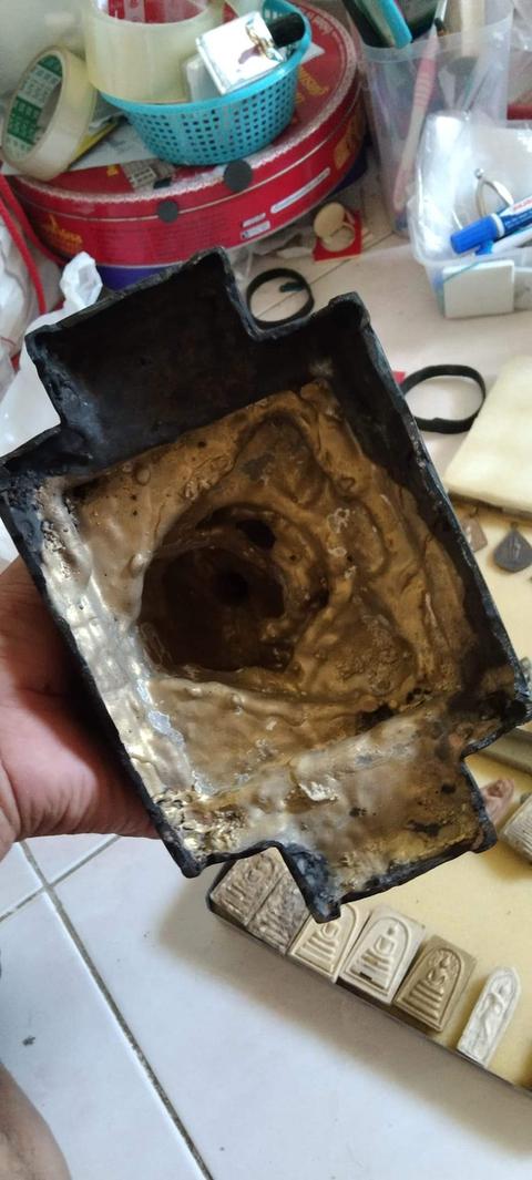 พระบูชาหลวงพ่อเงิน บางคลาน รุ่นช้างคู่ วัดท้ายน้ำ ปี 2526 หน้าตัก 5 นิ้ว ฐาน 6.7 นิ้ว | ENNXO