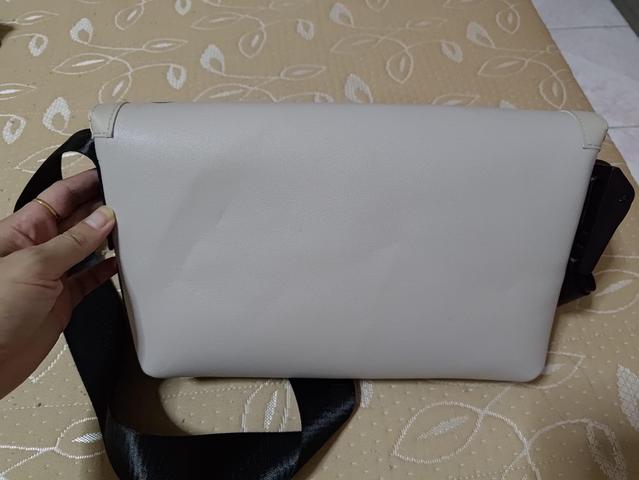 ปล่อยกระเป๋า Hobs มือสอง | ENNXO