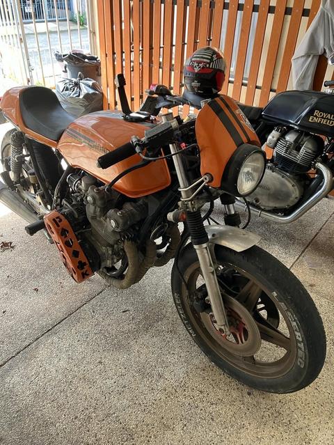 Honda CB750 ขี่ได้ปกติทุกอย่าง พร้อมใช้งาน | ENNXO