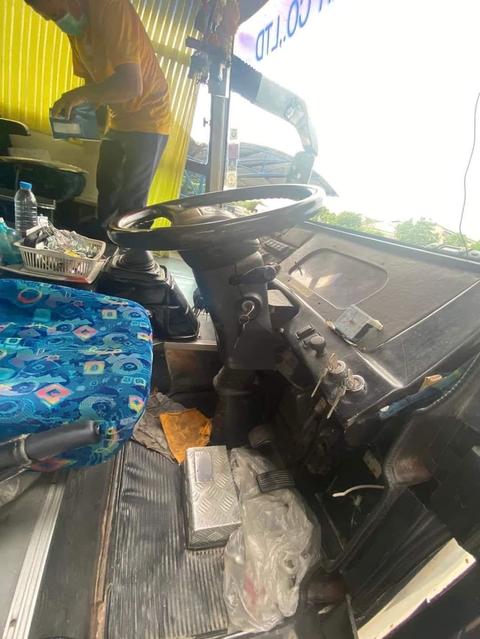 ขายด่วน มินิบัส 8.5 เมตร 23 ที่นั่ง | ENNXO