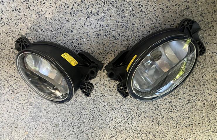 ไฟตัดหมอก Benz W204 Germany 🇩🇪 A1698201656 A1698201556 ของแท้ | ENNXO