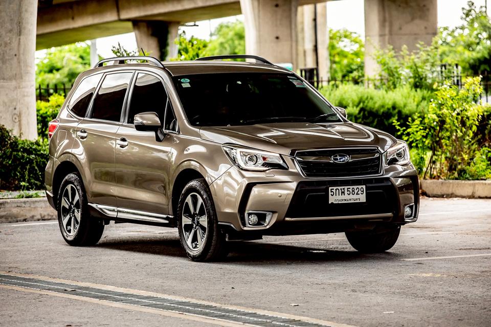 Subaru Forester 2.0iP ปี 2017 สีน้ำตาล มือเดียวป้ายแดง | ENNXO