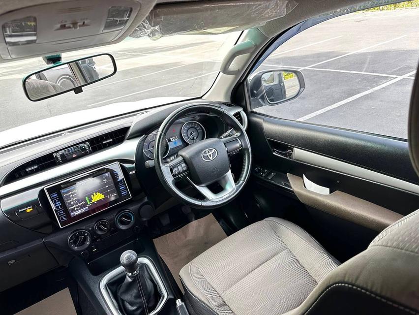 TOYOTA HILUX REVO 2.4 E PLUS PRERUNNER SMART CAB เกียร์ M/T สีขาว ปี2018 | ENNXO