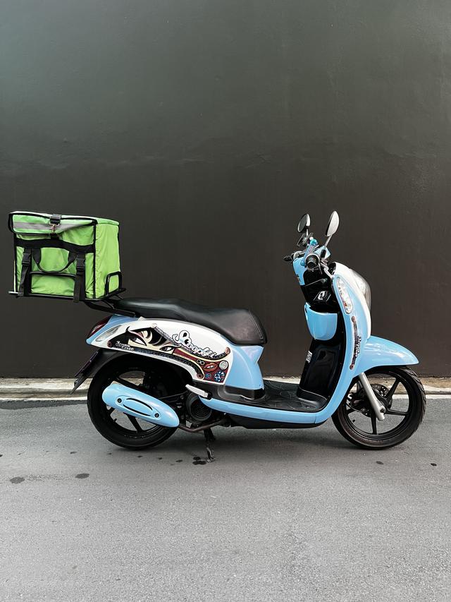 scoopy i 2013 | ENNXO