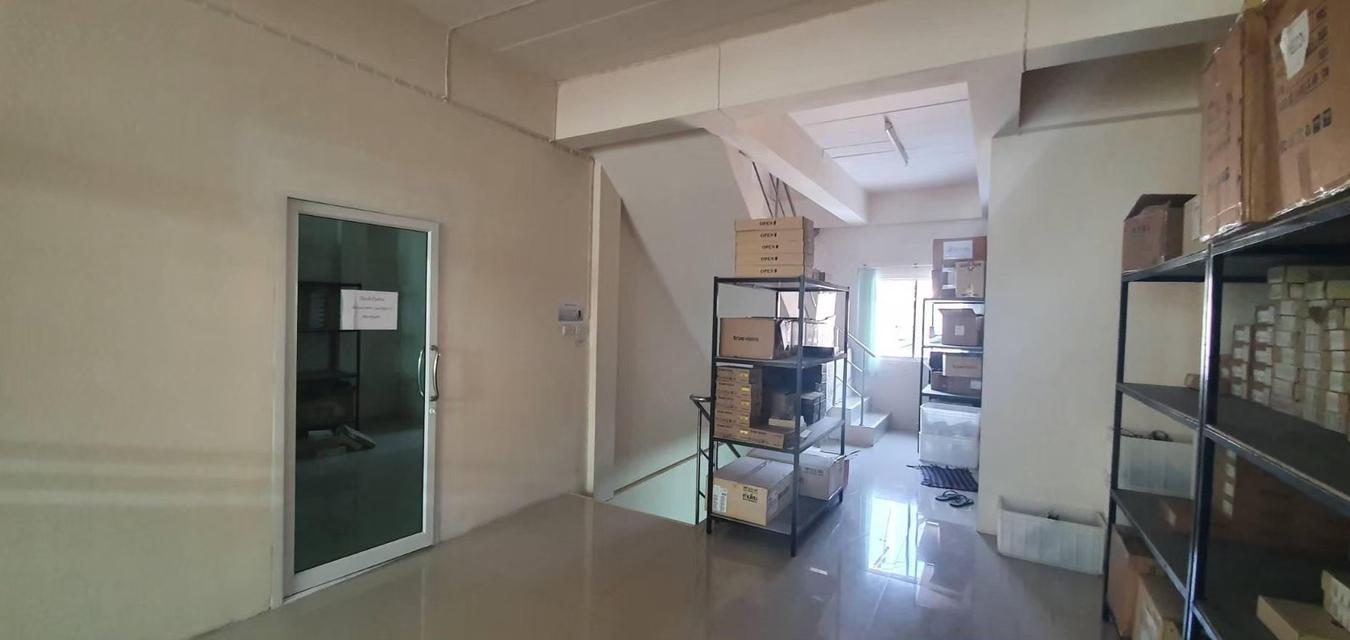 ตึกหลัง 223/10 ชลบุรี เช่าด่วน | ENNXO