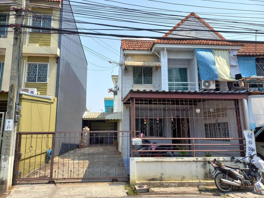 ทาวเฮ้าท์2ชั้น | ENNXO