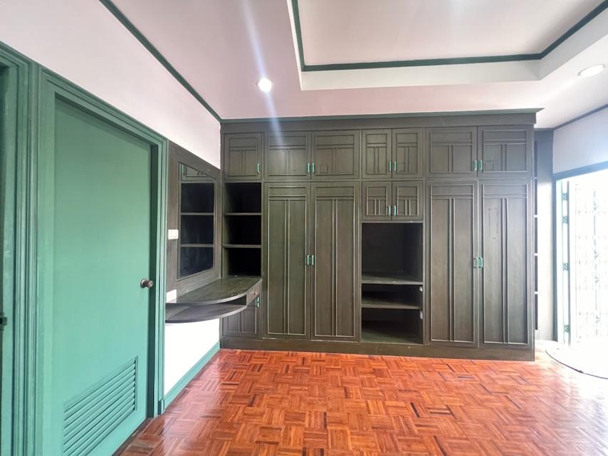 ขาย ทาวน์โฮม เกตุนุติการ์เด้น ลาดพร้าว 94 120 ตรม 20 ตรว ทาวน์อินทาวน์ ใกล้ทางด่วนลาดพร้าว | ENNXO