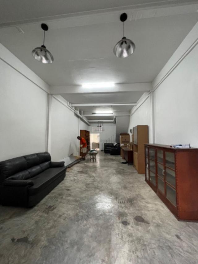 ให้เช่า ทาวน์โฮม ตกแต่งสไตล์ Loft ติดถนนสาธุประดิษฐ์ 144 ตรม. 19 ตร.วา ใกล้ เซ็นทรัลพระราม 3 | ENNXO