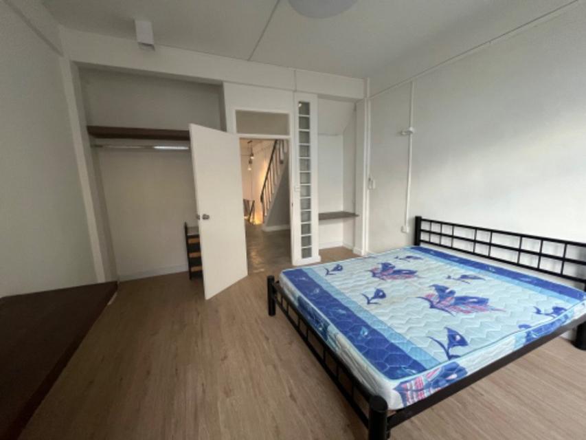 ให้เช่า ทาวน์โฮม ตกแต่งสไตล์ Loft ติดถนนสาธุประดิษฐ์ 144 ตรม. 19 ตร.วา ใกล้ เซ็นทรัลพระราม 3 | ENNXO