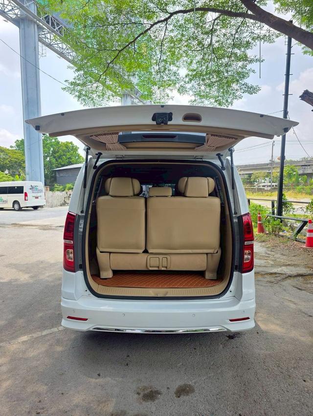 Hyundai Grand Starex vip สีขาว ปี 2020 ไมล์ 50,000กม. | ENNXO
