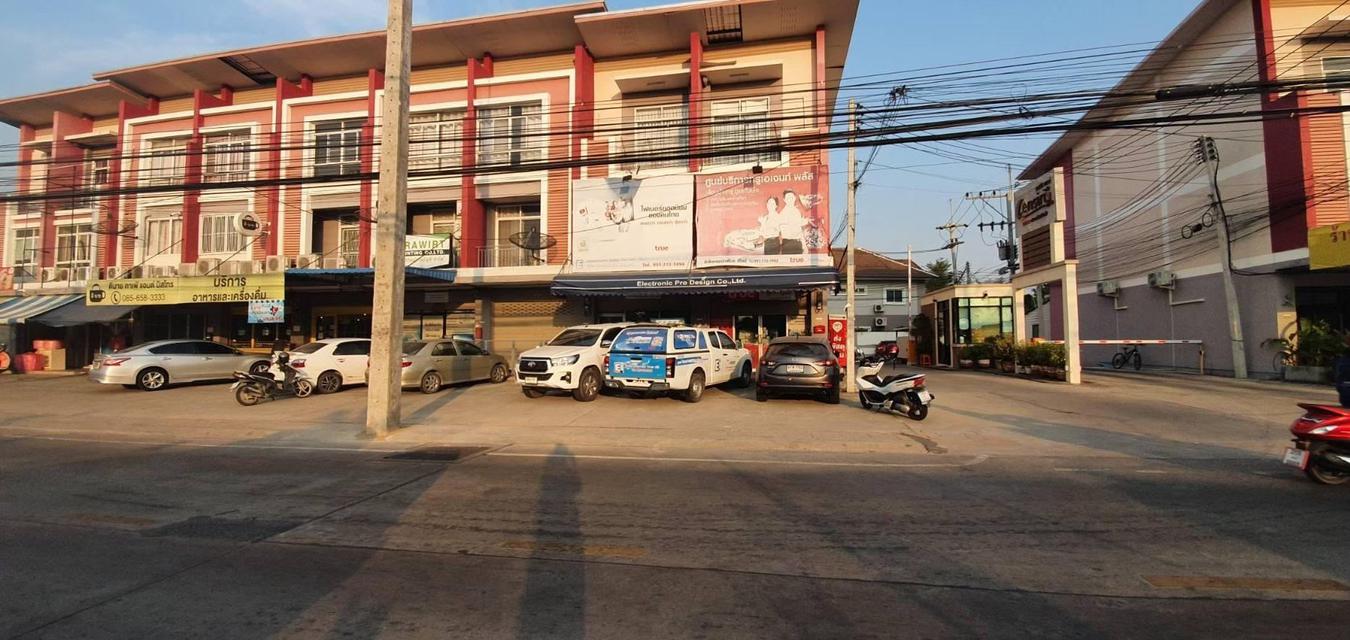 ตึกหลัง 223/10 ชลบุรี ขายด่วน | ENNXO