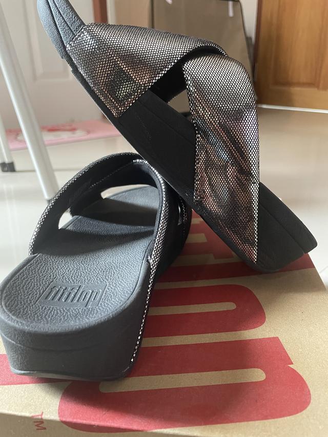 รองเท้า Fitflop | ENNXO