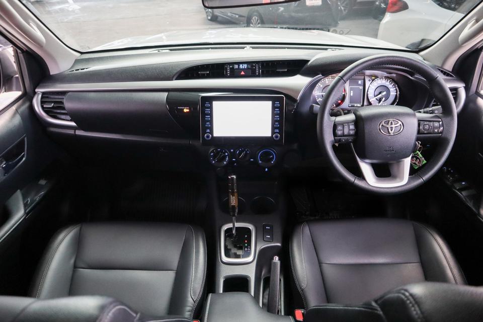 TOYOTA HILUX REVO D-CAB PRERUNNER 2.4 MID 2022 | ENNXO