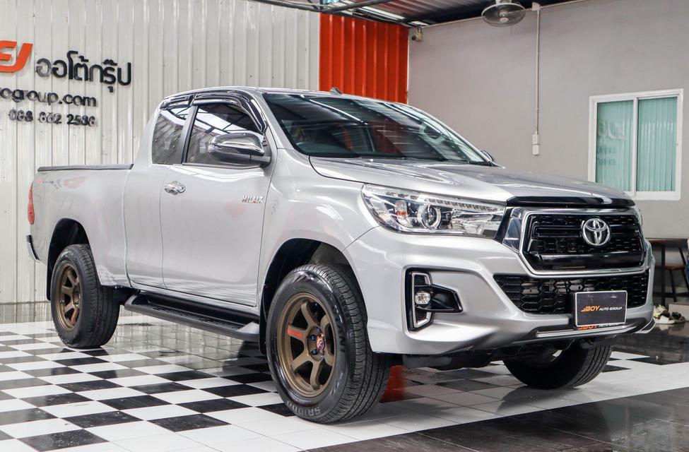 TOYOTA HILUX REVO SMART CAB PRERUNNER 2.4 E PLUS 2019 | ENNXO