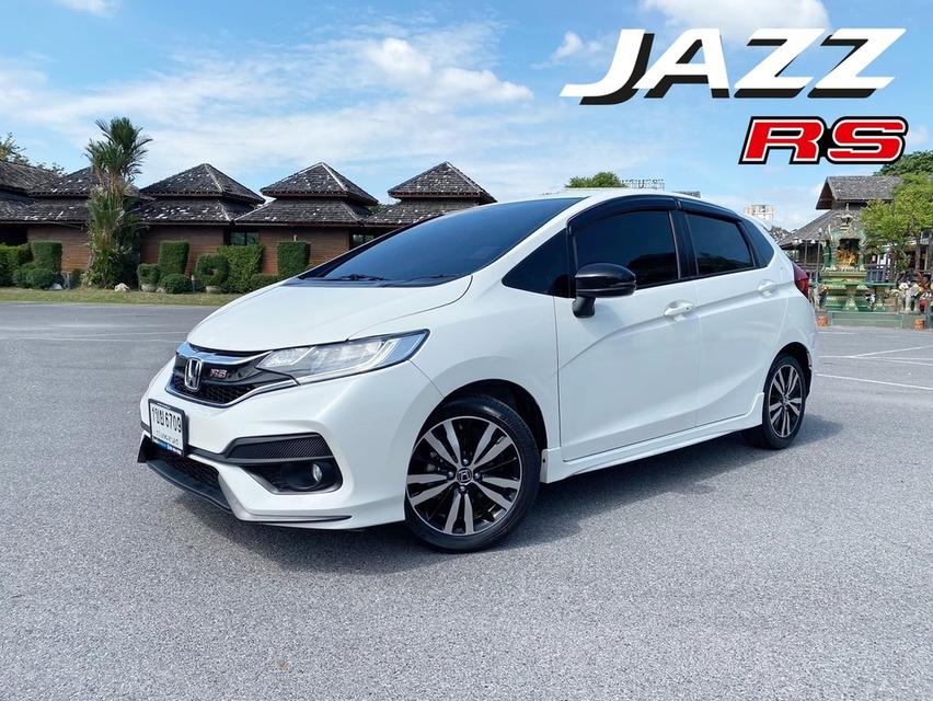 Jazz GK RS ขวัญใจวัยว้าวุ่น สภาพหล่อ พร้อมใช้ จัดไฟแนนท์ผ่านง่าย | ENNXO