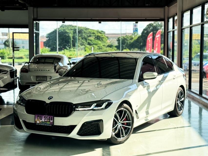 BMW 520D M Sport LCI Minor Change ปี2023 รหัส MCA5544 | ENNXO