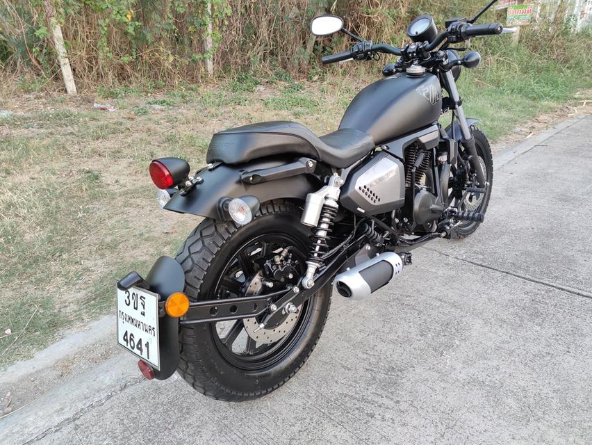 ใช้เพียง 2 พัน km. Keeway K-light 202 | ENNXO