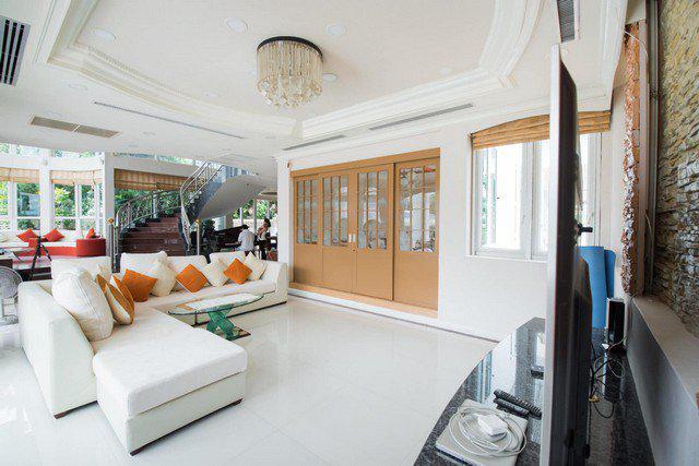 ขายบ้านหรูหลังใหญ่ สระว่ายน้ำส่วนตัว ถนนพระราม9 รามคำแหง39 | ENNXO