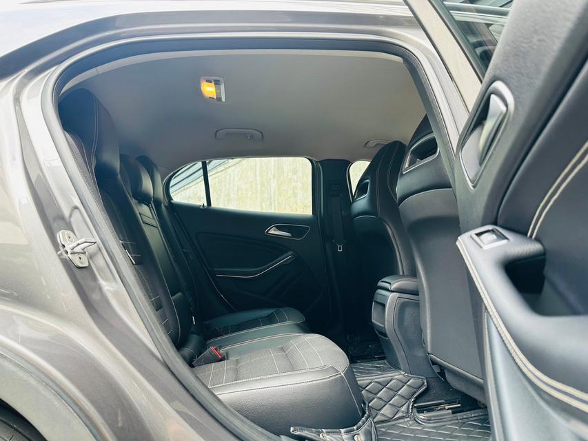 2016 BENZ GLA200 โฉม W156 | ENNXO