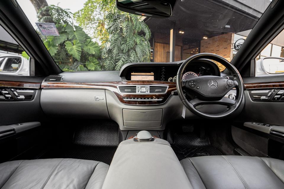 Mercedes-Benz S300L V6 โฉม W221 ปี 2010 เข้าแล้วค่ะ!! ราคาเป็นมิตรที่สุด หลังคาแก้ว Panoramic ...