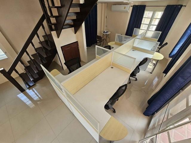 2 หลัง ในพื้นที่เดียวกัน พร้อมเฟอร์นิเจอร์ ซอยกิ่งแก้ว 41 | ENNXO