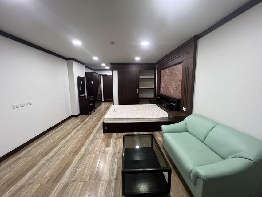 condoใกล้mrt-ศูนย์วัฒนธรรม บิ๊กซีรัชดาเดอะสตรีท-cyber world-esplanade | ENNXO