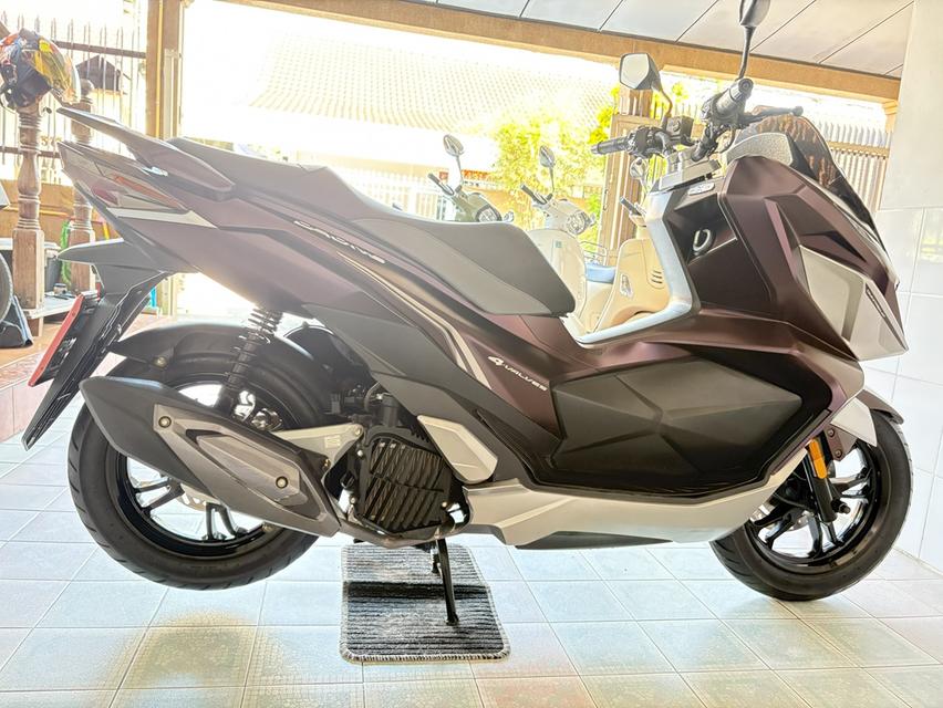 Drone Keyless 4V เอกสารครบ ไมล์แท้ สีเดิมโรงงาน ไม่เคยล้ม สภาพซื้อจอด มีสมุดคู่มือ ออกง่าย ไม่ ...