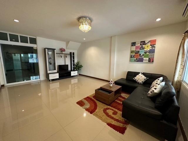 PT12 ขาย บ้าน ทาวเฮาส์ 2 ชั้น ลาดพร้าว 101 ซอย 46 | ENNXO