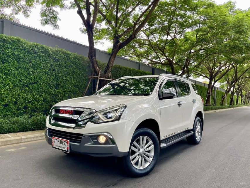 ISUZU MUX 1.9 TOP NAVI สีขาว ปี2018 | ENNXO