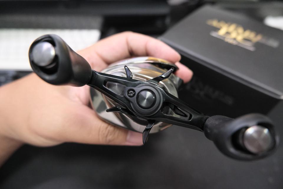 Shimano Antares DC HG 21 หมุนขวา | ENNXO
