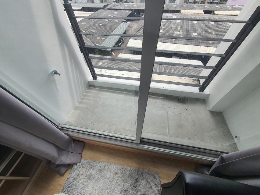 ขาย ขาดทุน ห้องใหม่ คอนโด ทำเลดี ตรงข้าม เดอะมอลล์ ท่าพระ ใกล้สถานีรถไฟฟ้า ID-C0040 | ENNXO