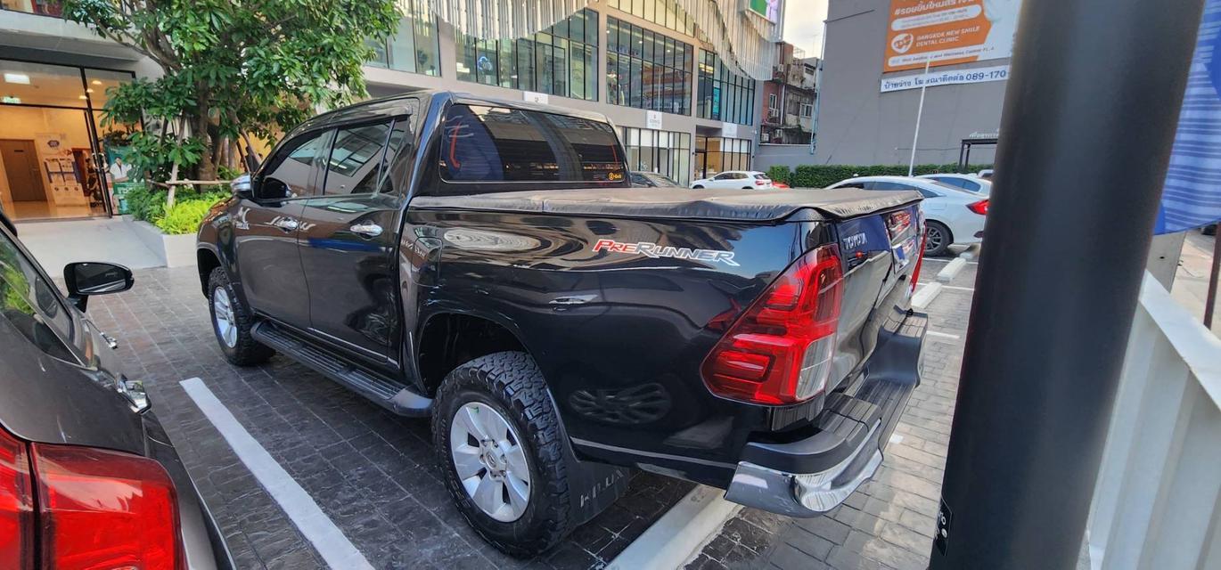 Toyota Revo 2015 | ENNXO